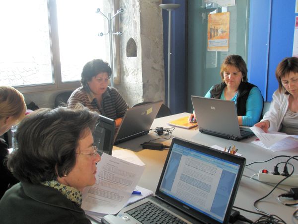 Curso de capacitación informática del CIL de Cuéllar y el ECyL ...